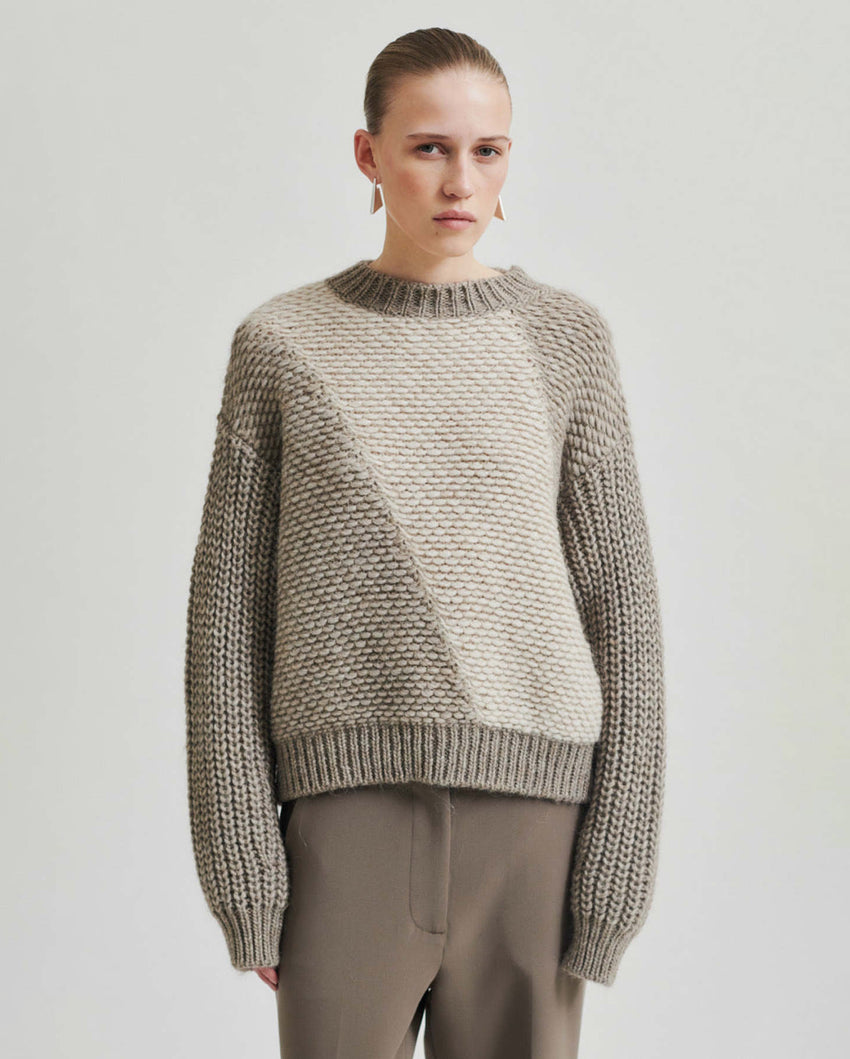 Samanda Knit O-Neck (Morel) – Who Boutique